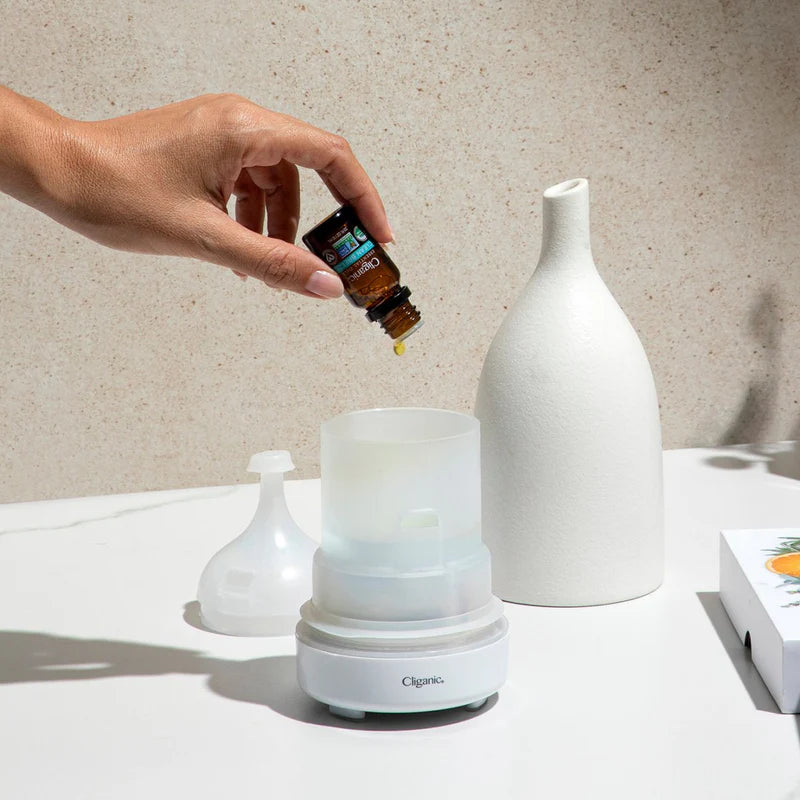 Organic Eucalyptus Essential Oil – Raw Lily